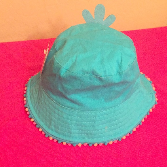 Addie & Tate | Accessories | Addie Tate Toddler Toucan Bucket Hat ...